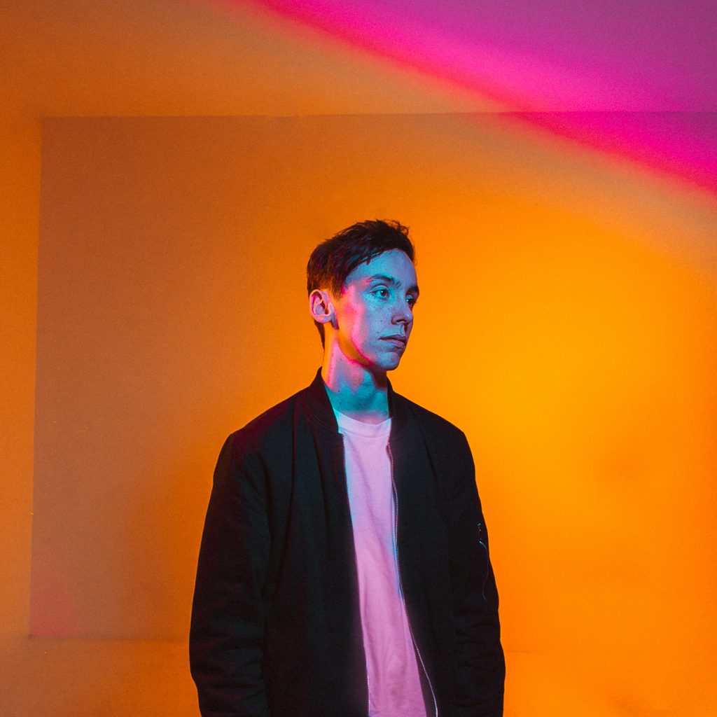 Ian Munro’s ‘Fever Dream’ Brilliantly Intertwines Trap and Future Bass ...